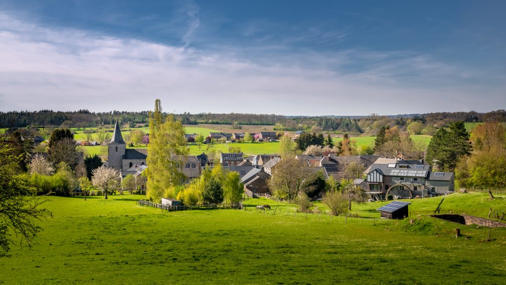 Chardeneux, petit fleuron en vrai Condroz - Plus Beaux Villages