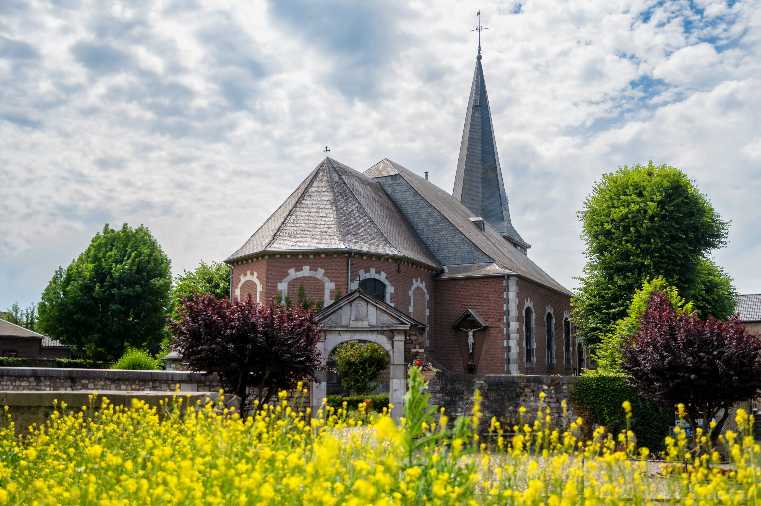 Olne, between hedged farmland and delicacies - Plus Beaux Villages de ...