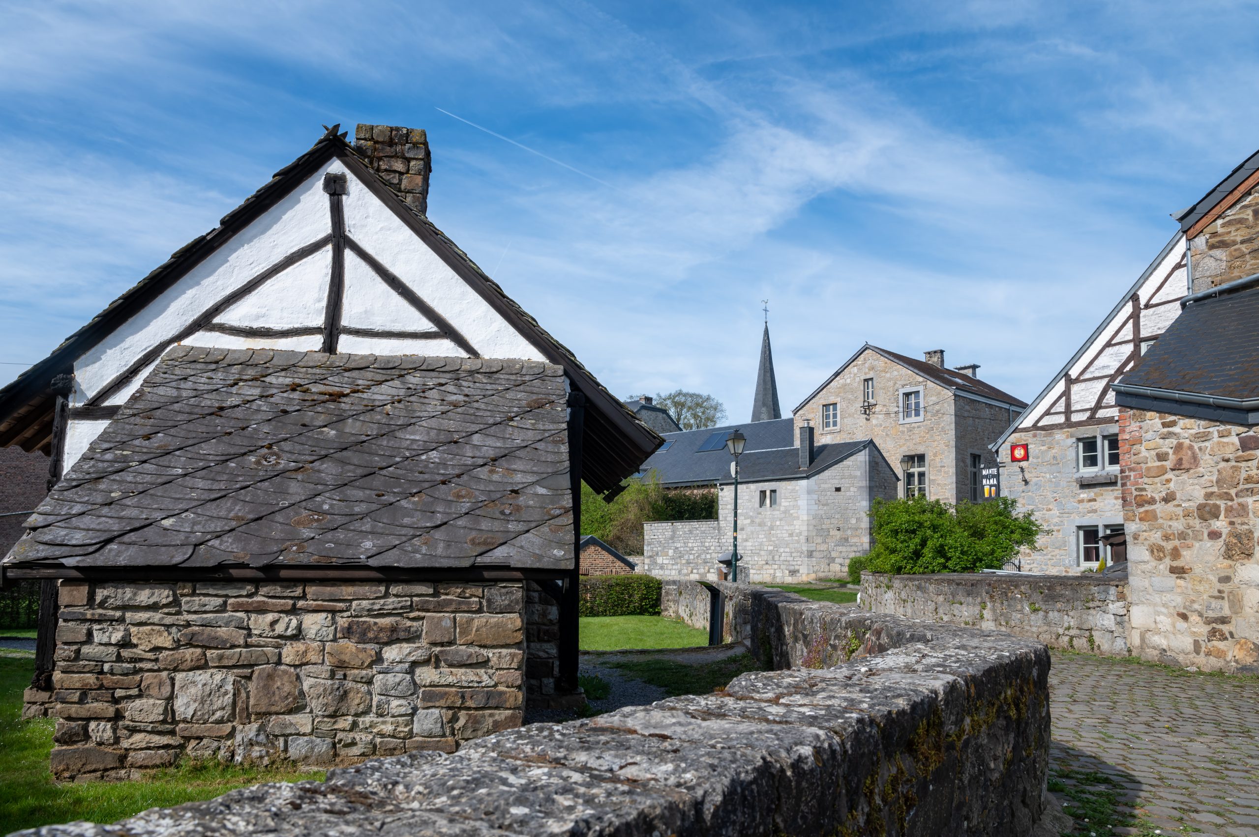 Wéris, terre et pierres de légendes - Plus Beaux Villages de Wallonie